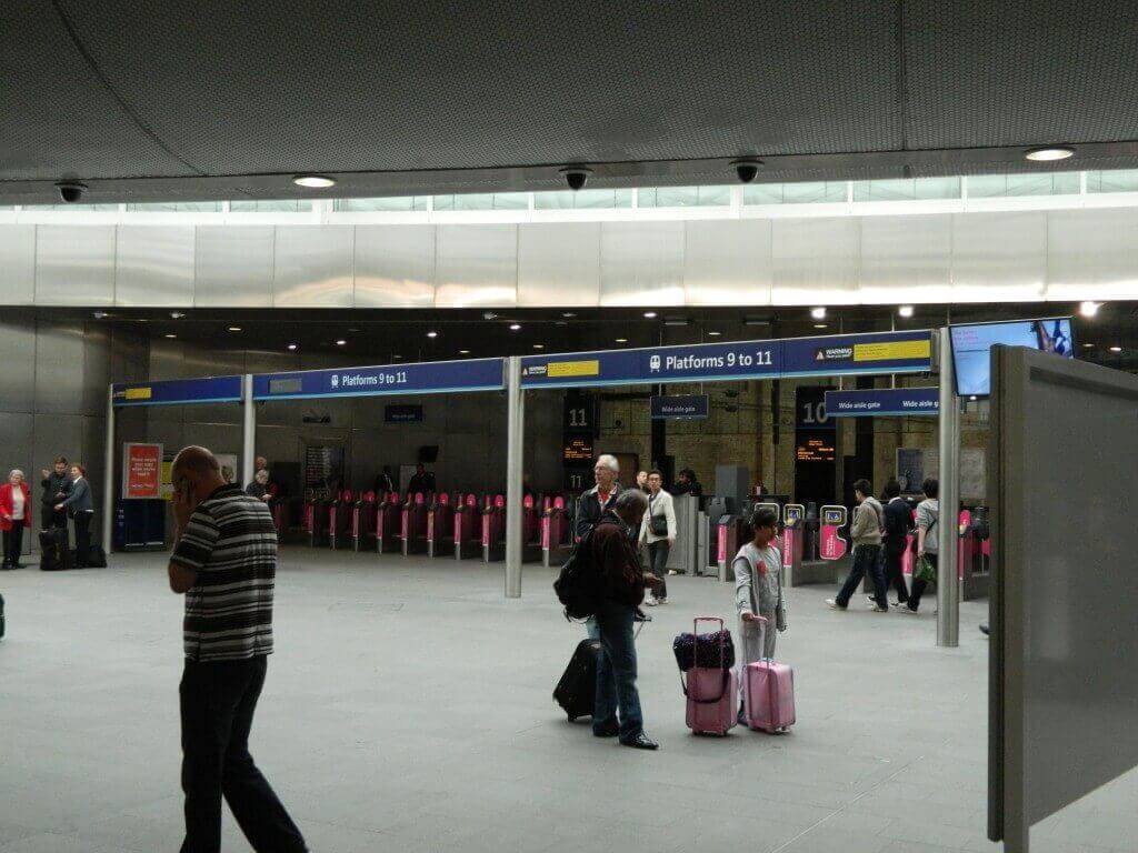 access gantry signs 2 - Trueform Engineering