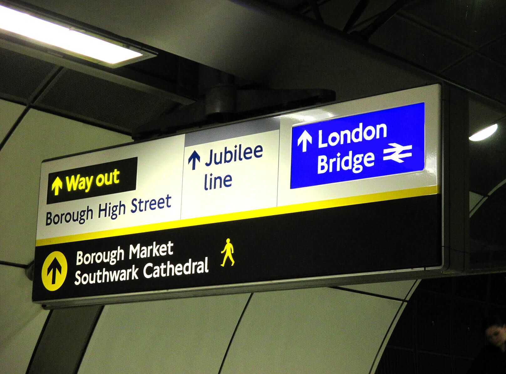 Wayfinding Signage Rfp Hg London — Brandx